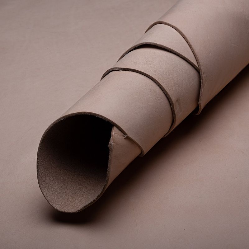 Couro Atanado Quebracho 16-20 mm Natural - Curtimento Vegetal - Leather ...